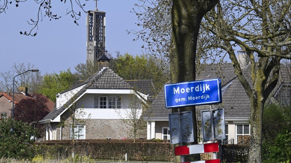 Gemeenteraad Moerdijk stemt in met verdwijnen dorp om Powerport